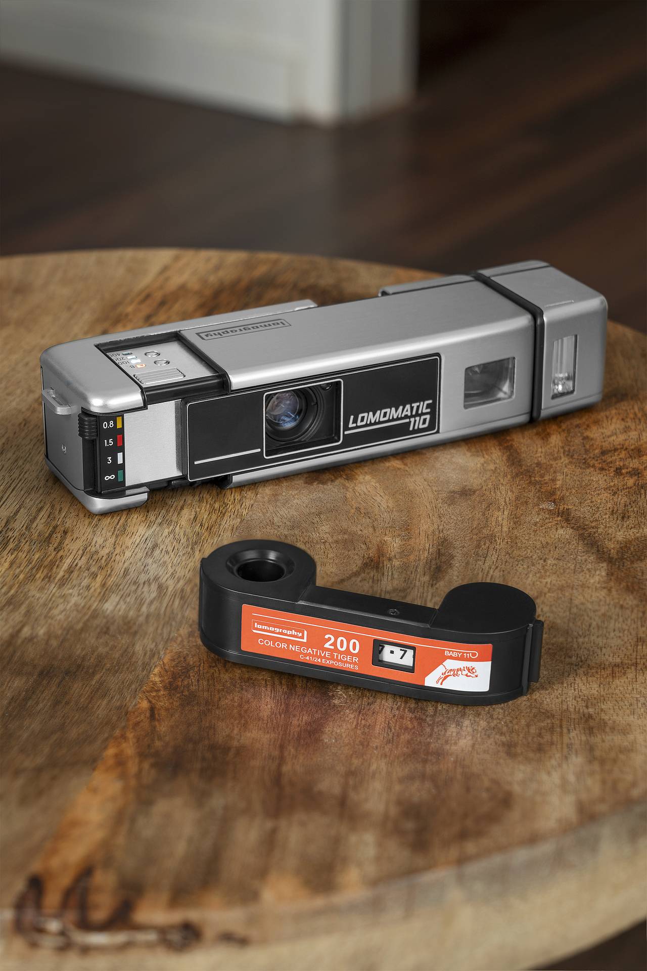 Lomography Lomomatic 110 Camera & Flash - Metal Edition – Panda Camera
